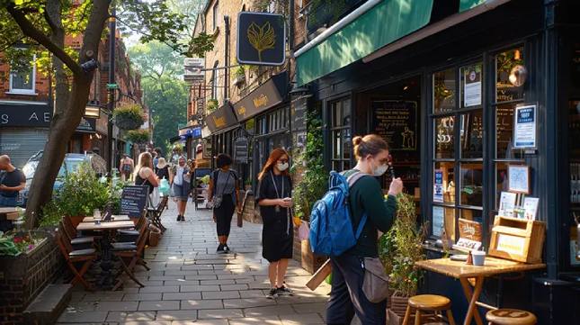 18 Best Places to Live in Mancester